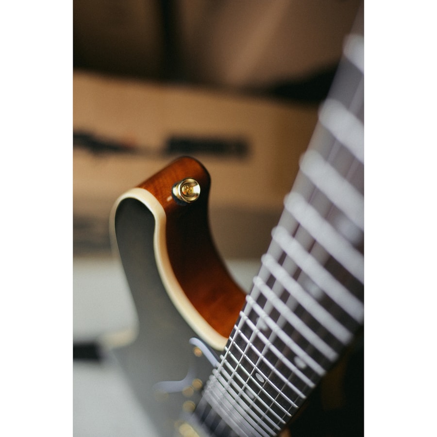 Guitarra Seizi Katana Musashi Plus Black Gold - Akustica Musical